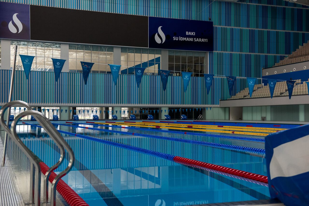How Long is an Olympic Swimming Pool: Immense Dimensions Unveiled