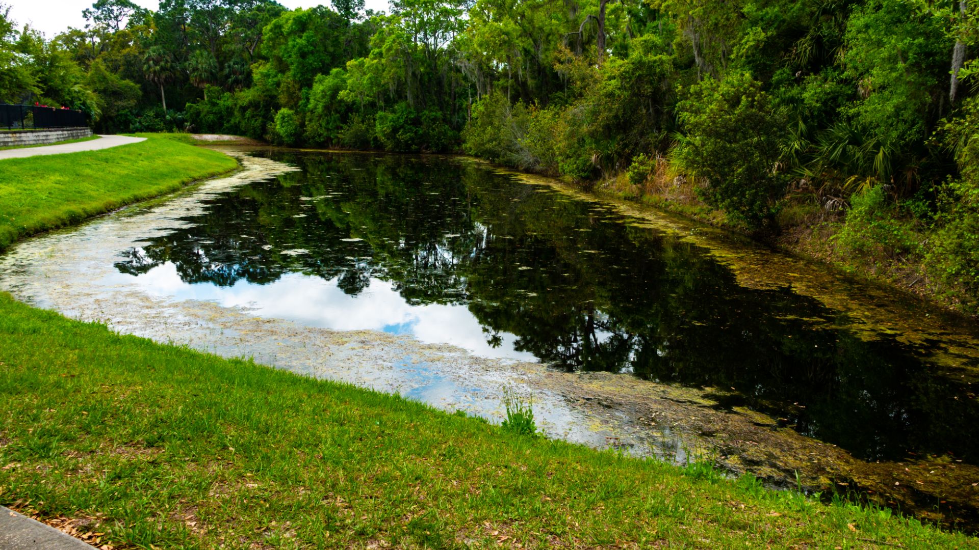 Who is Responsible for Maintaining Retention Ponds: Everything You Need ...